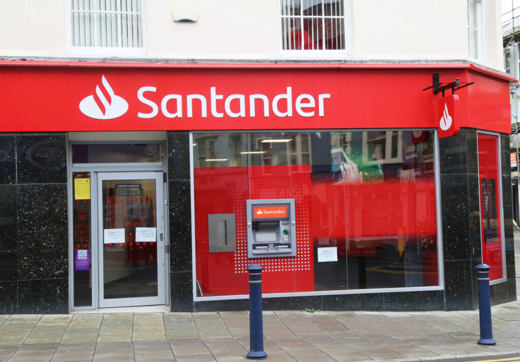 Santander reduces mortgage range following Base Rate cut - The ...